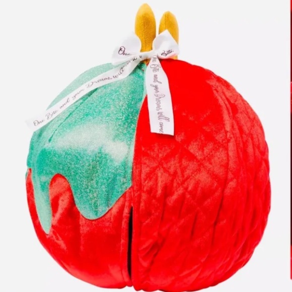 Disney | Toys | Nwt Disney Snow White And Evil Queen Plush In Poison ...